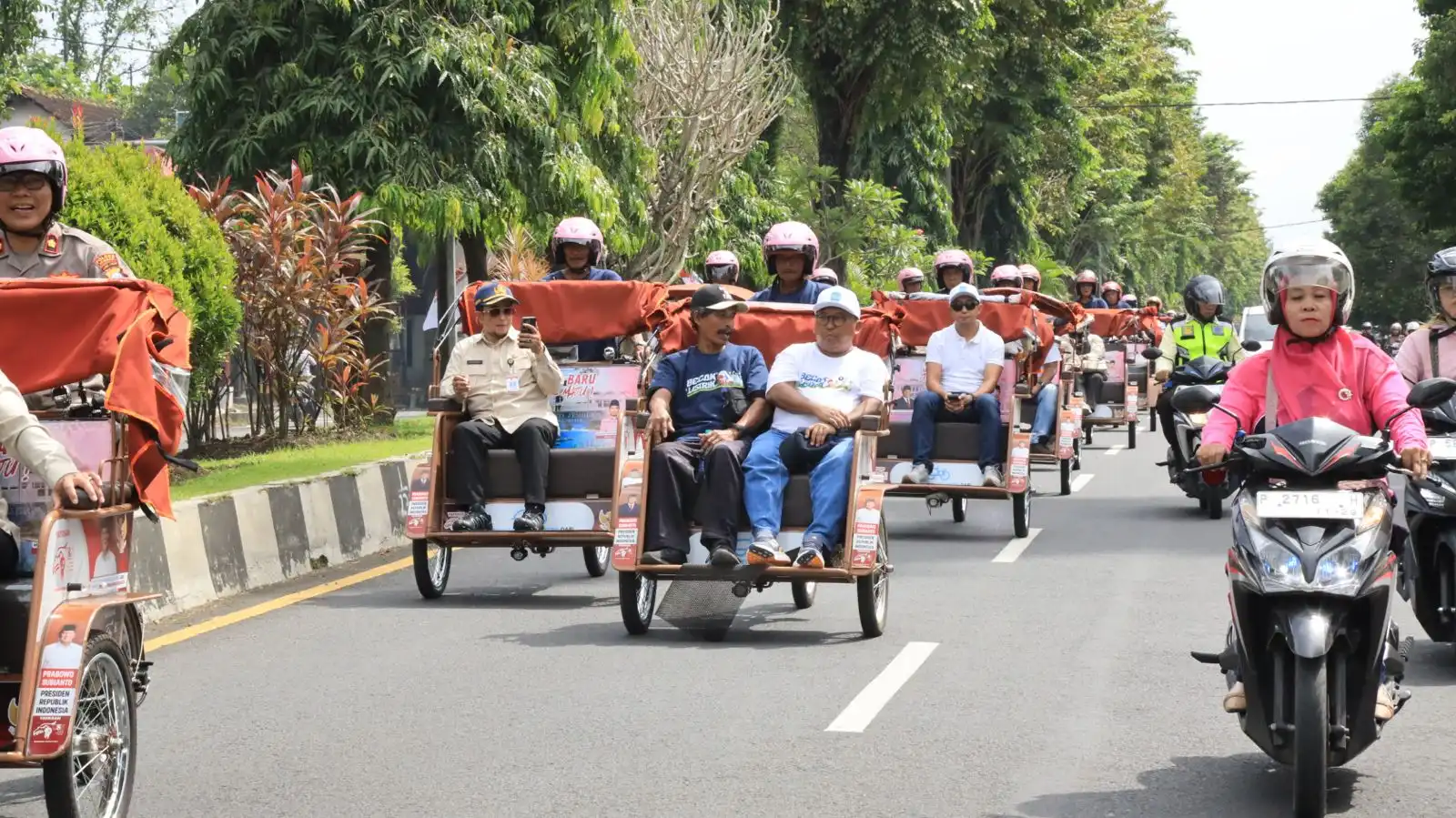 Perdana, Konvoi Becak Listrik dilakukan di Jember Bukti PLN UP3 Jember ...