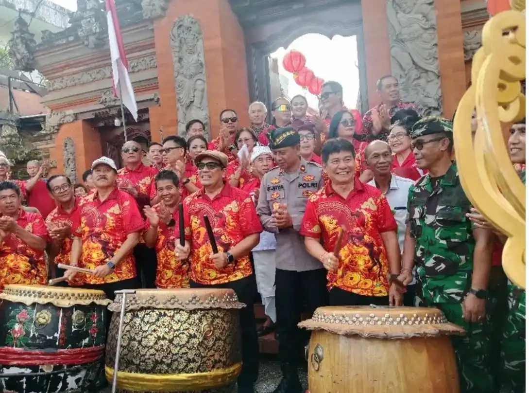 Festival Imlek dan Cap Go Meh 2577 Tabanan Dibuka Bupati Sanjaya ...